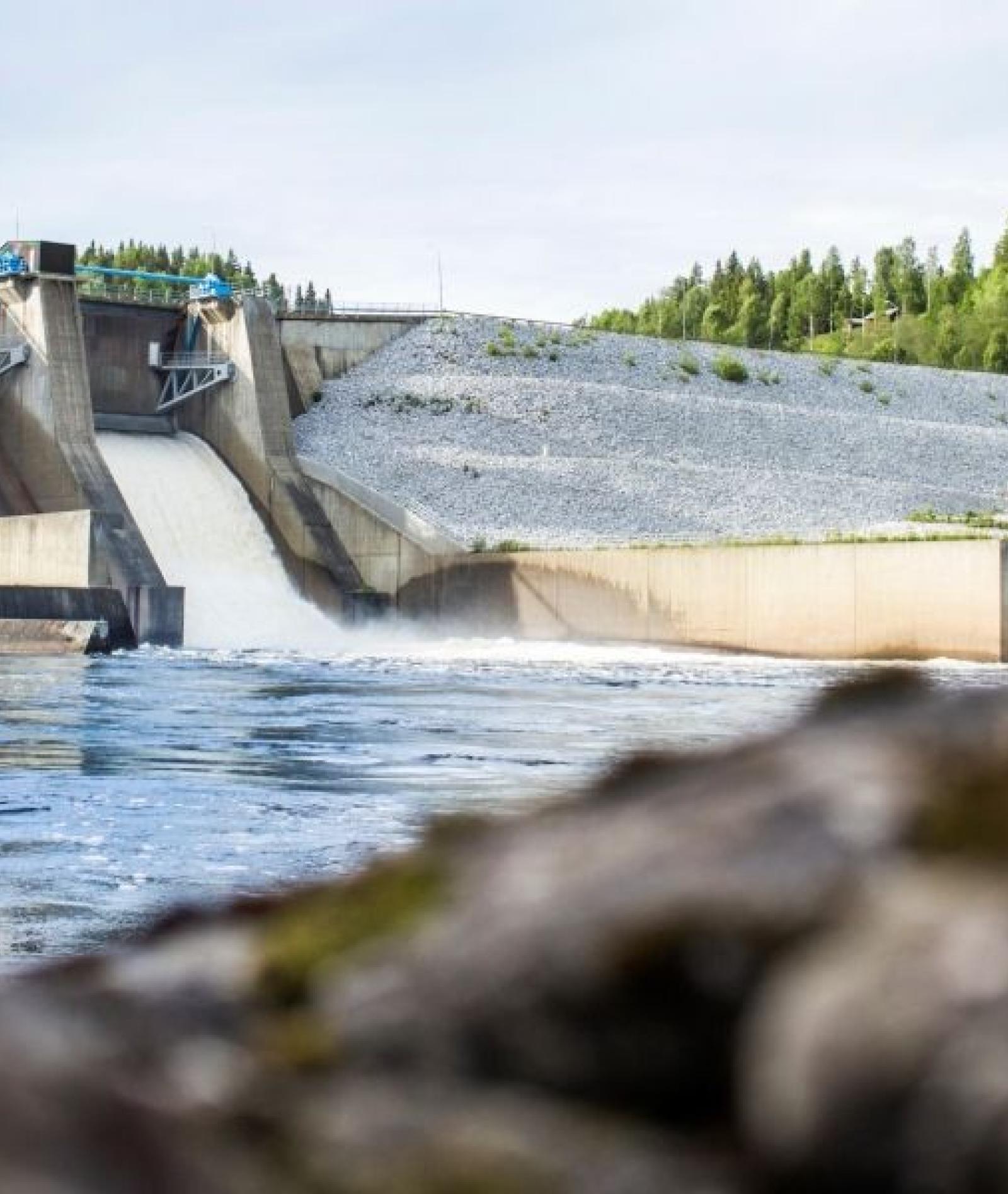 Green electricity from hydropower | Uniper